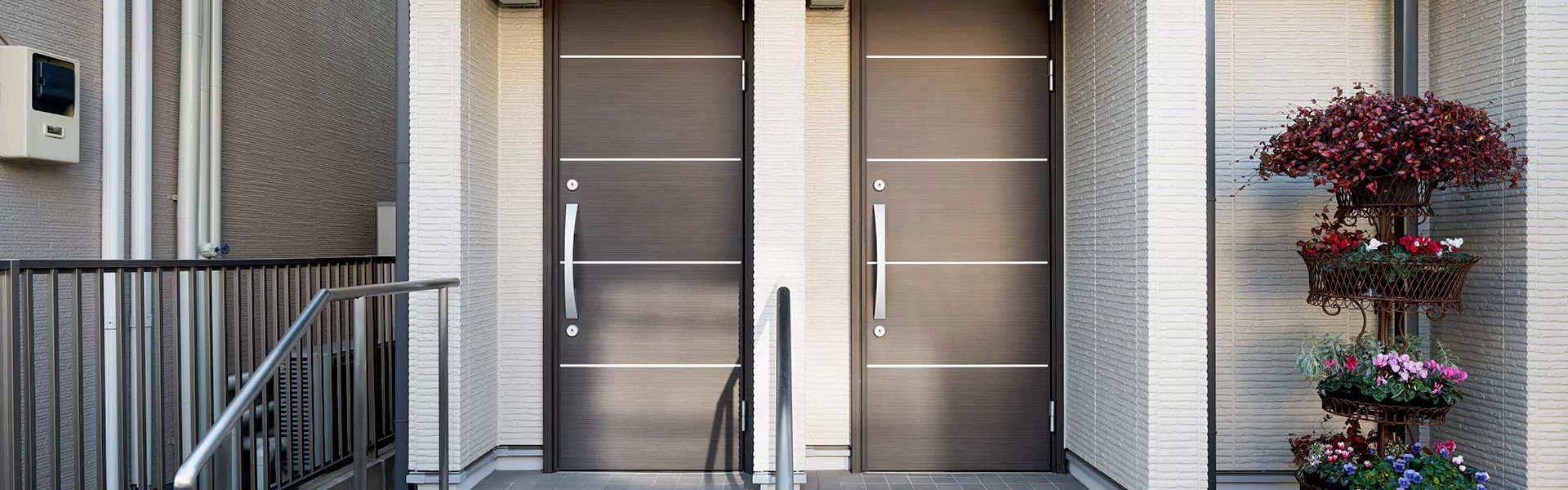 Pull Bar Installation In The Villages - Pull Bar Door Hardware